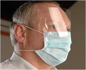 Emerald Fluid Resistant, Anti-Fog Face Mask with Shield, 3-ply ...